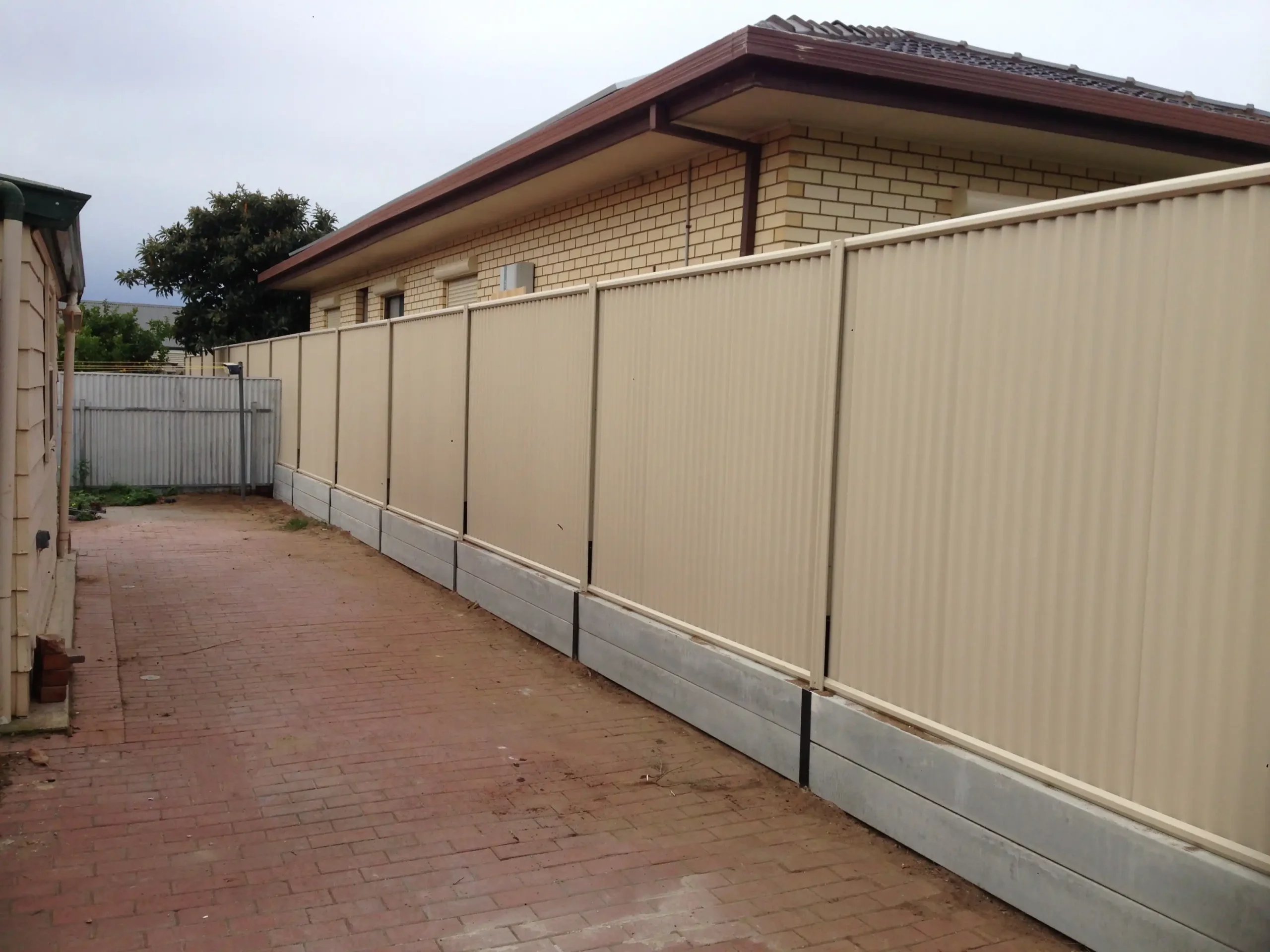 Fencing and Retaining Services – Fencing and Retaining